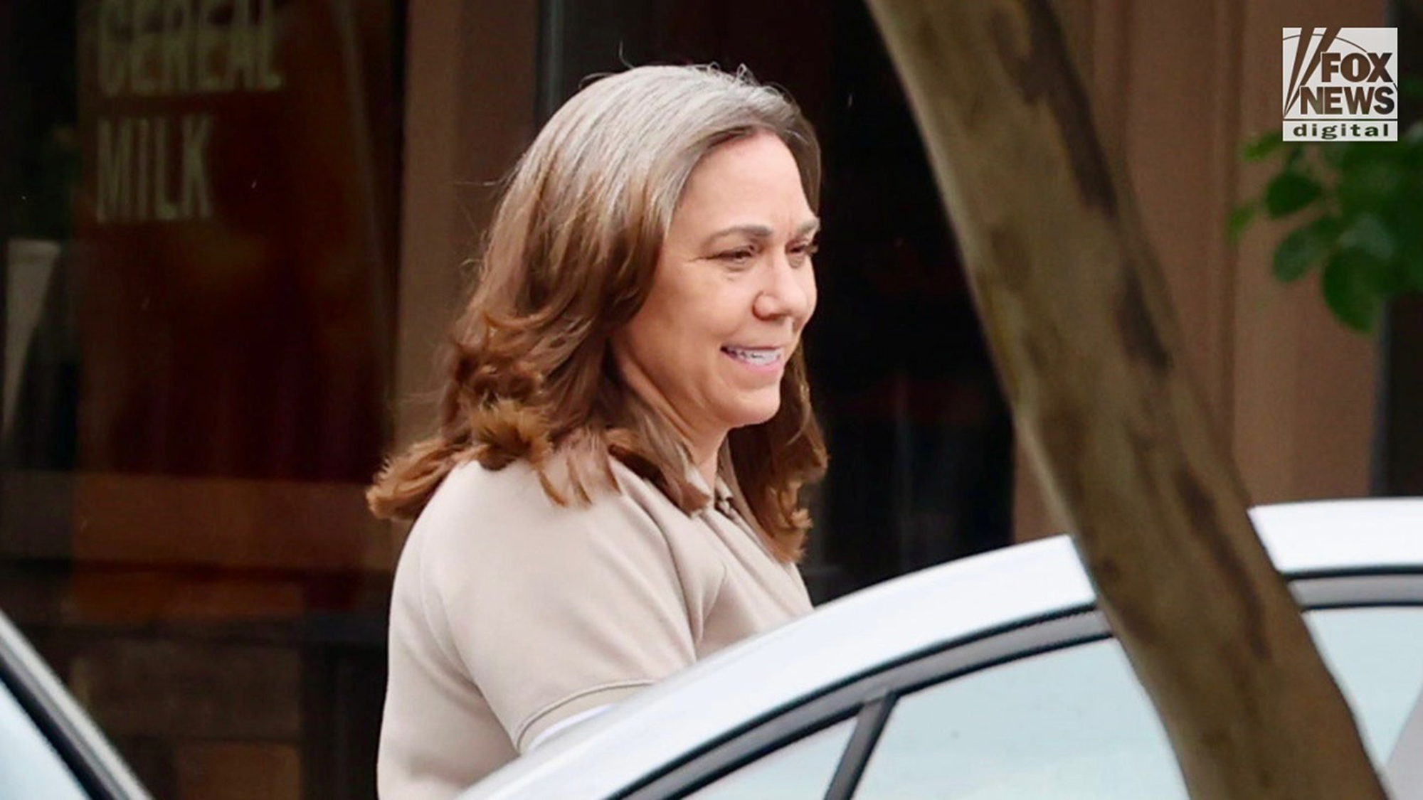 Julie Chrisley spotted for first time since prison release — with ...