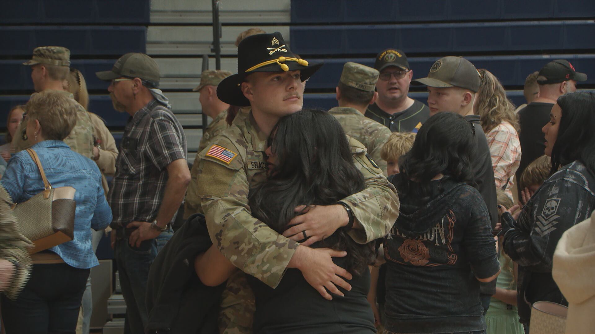 Communities across Iowa are saying goodbye to National Guard soldiers ...