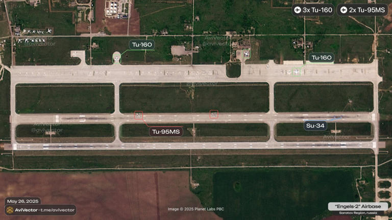 Russia moves 40 Tu-22M3 bombers to Olenya base — Analysts reveal why