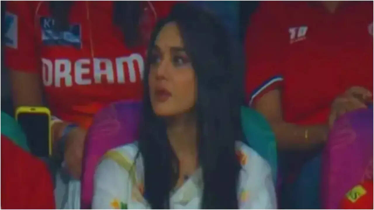 Preity Zinta heartbroken as Royal Challengers Bengaluru defeats Punjab ...