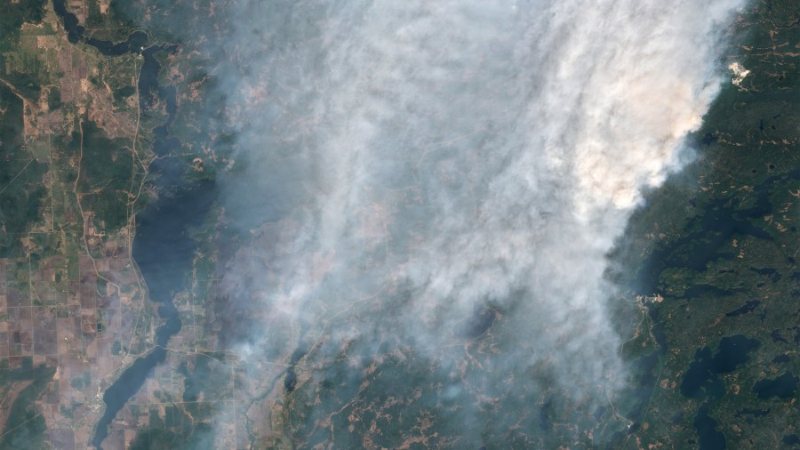 Hazy skies ahead: Wildfire smoke moving into Michigan Friday