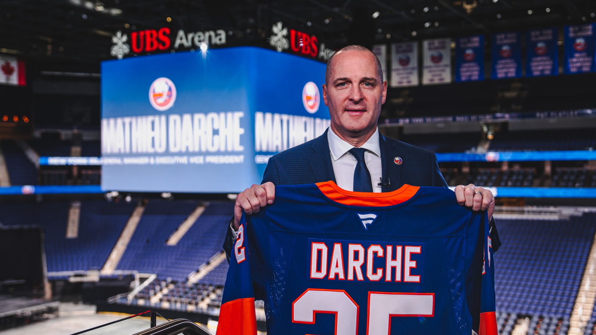 Mathieu Darche introduced as Islanders’ head of hockey operations