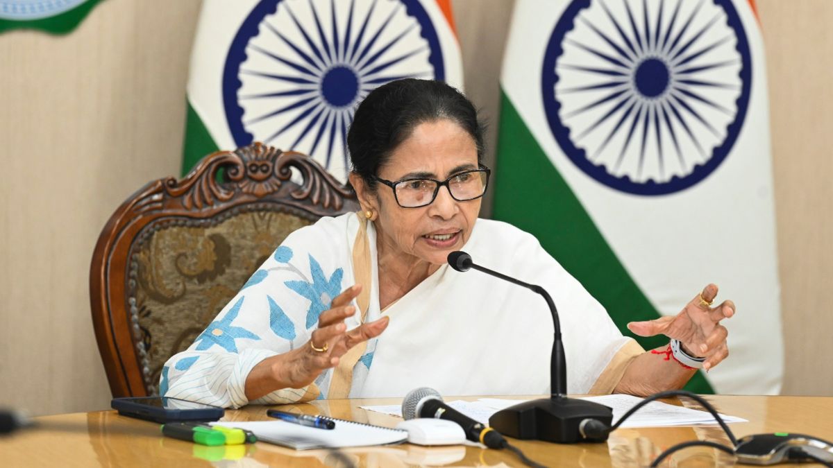 Mamata's 'Amader Samadhan' Scheme For Outreach Begins In West Bengal