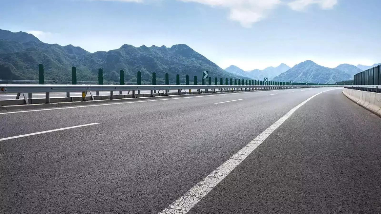 Heads roll days after collapse of RE wall of under construction NH in ...