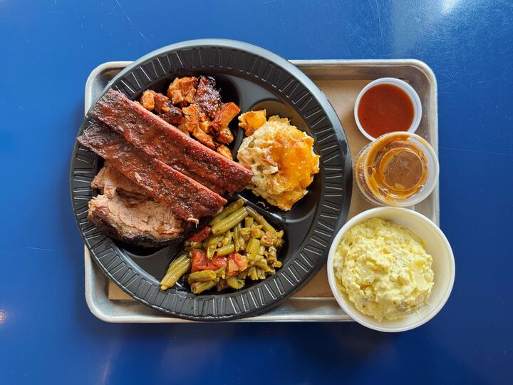 Tiny Texas town BBQ gem taps into generations of family recipes