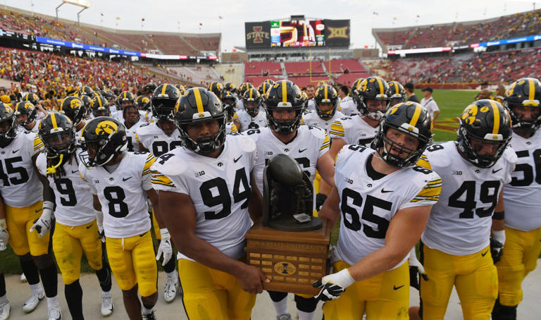 Could CFP expansion threaten Cy-Hawk Series future?