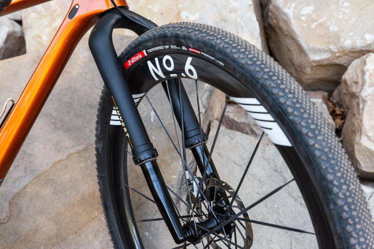 The Cane Creek Invert Looks Unconventional. It Might Be the Best Gravel ...