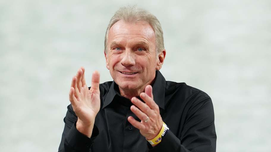 With Mike Leach Now Eligible, Should Joe Montana Be Next in the Hall?