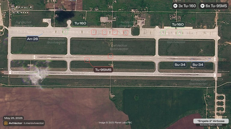 Russia moves 40 Tu-22M3 bombers to Olenya base — Analysts reveal why