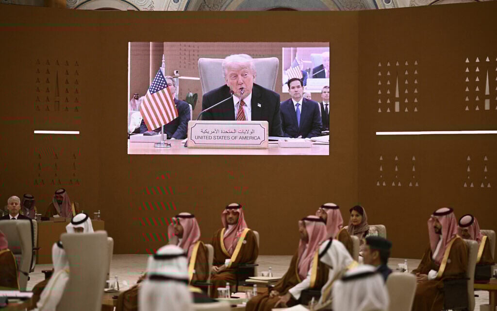 Report: Saudi, Qatari, UAE leaders told Trump they oppose strike on Iran