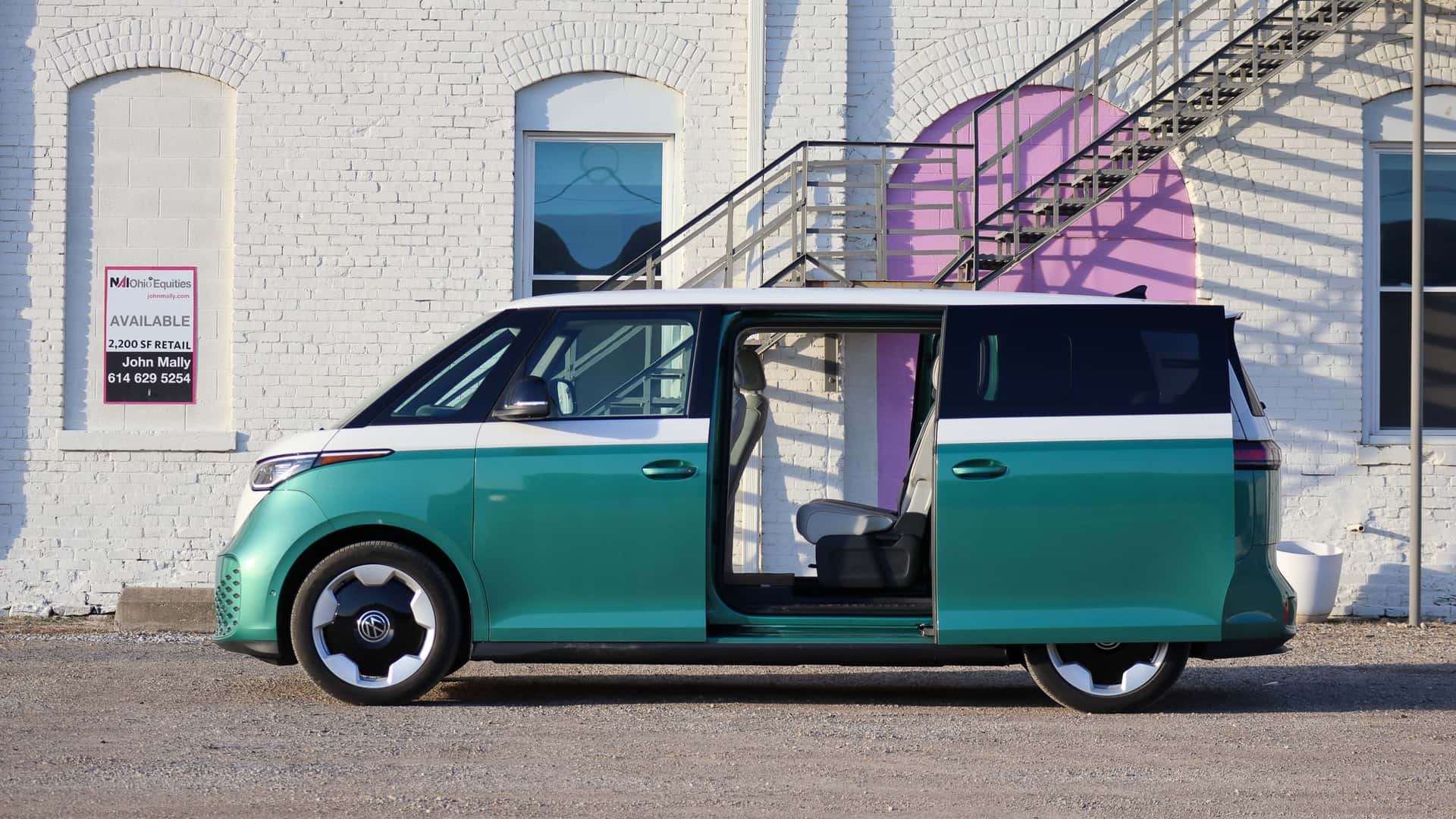 The Volkswagen ID. Buzz returns for 2027 with new trims and one big fix ...