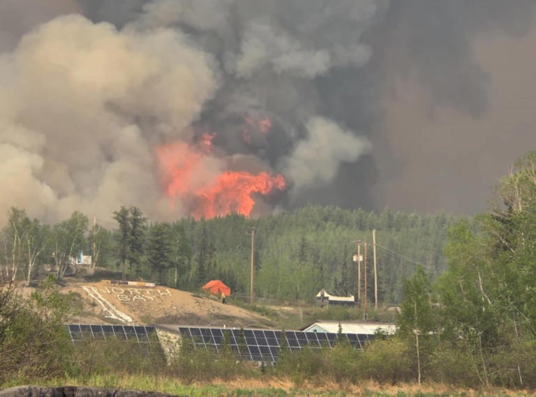 Saskatchewan to provide update on wildfire fight Thursday
