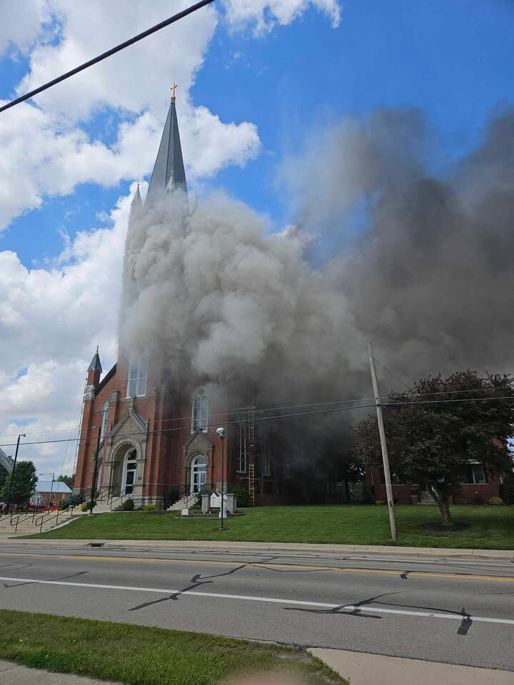 ‘Hard to just stand and watch;’ Fire engulfs, destroys Catholic church ...