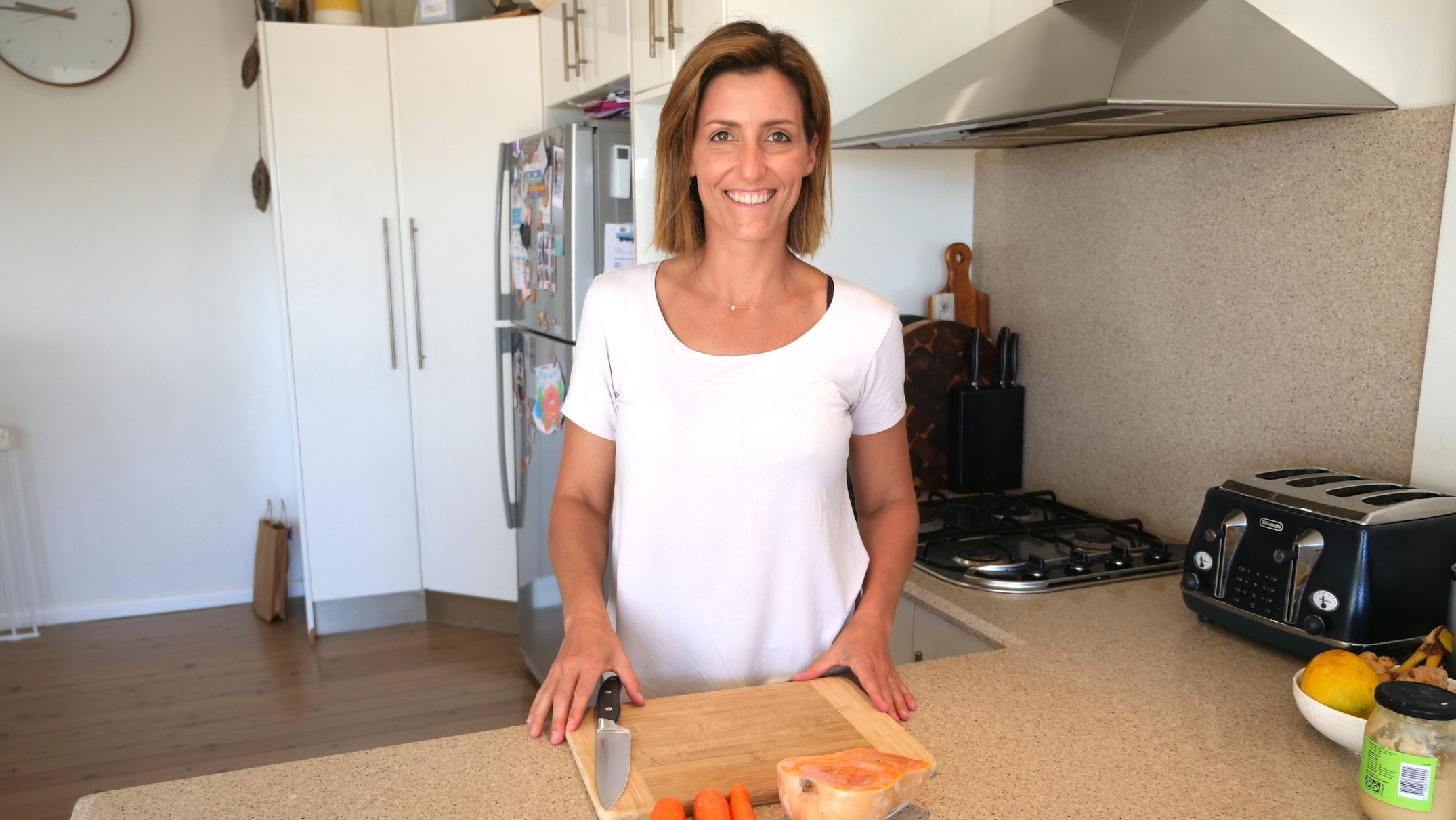 Family uses artificial intelligence for meal plans to cut grocery bill