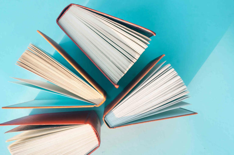 Want to read more this year? Here’s why a silent book club might be the ...