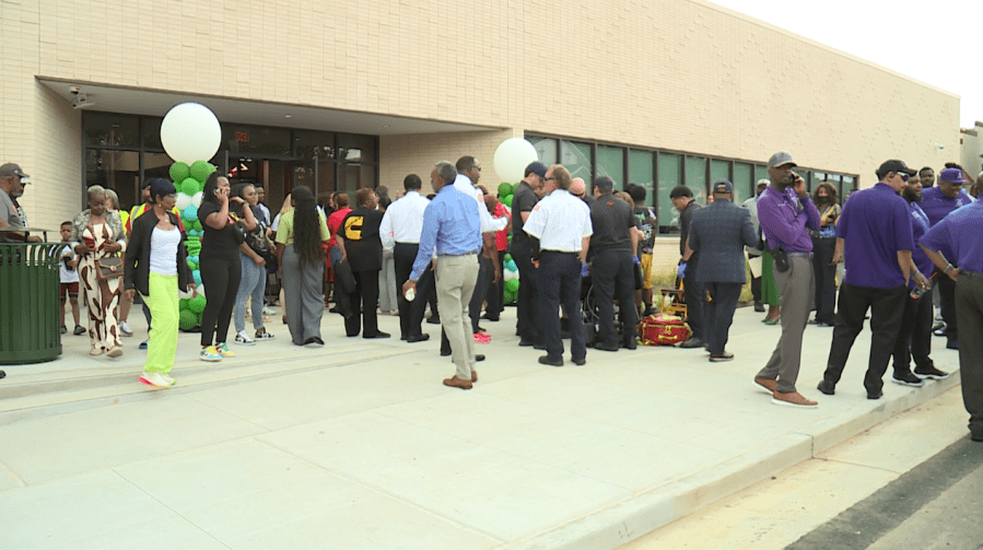 New Lester Community Center opening shuts down traffic