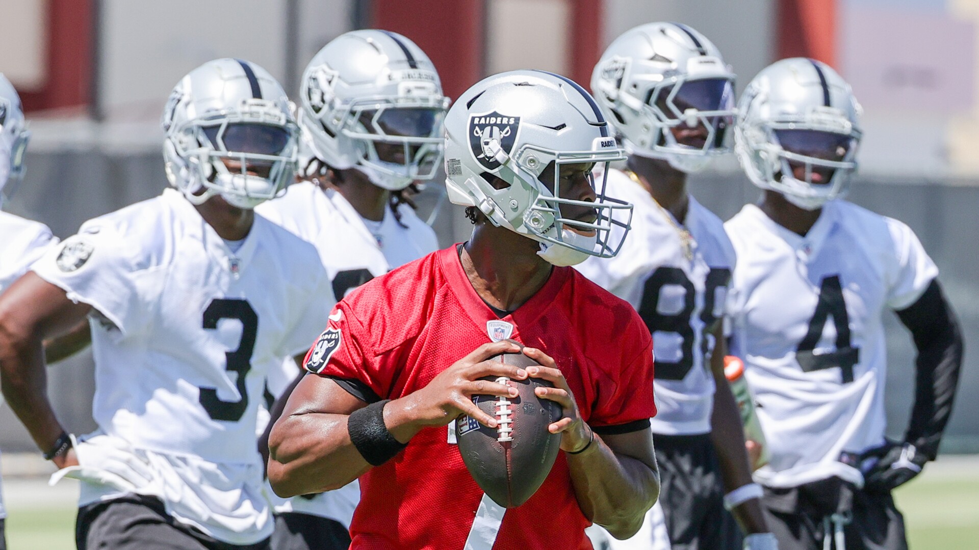 Chip Kelly has hit it off with Geno Smith, calling the quarterback ...