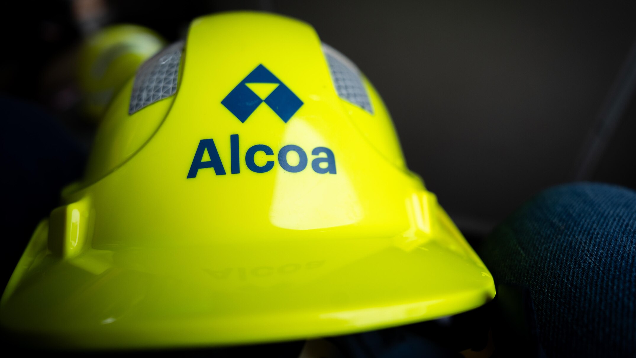 Regulator investigates alleged breach of Alcoa's mining exemption ...