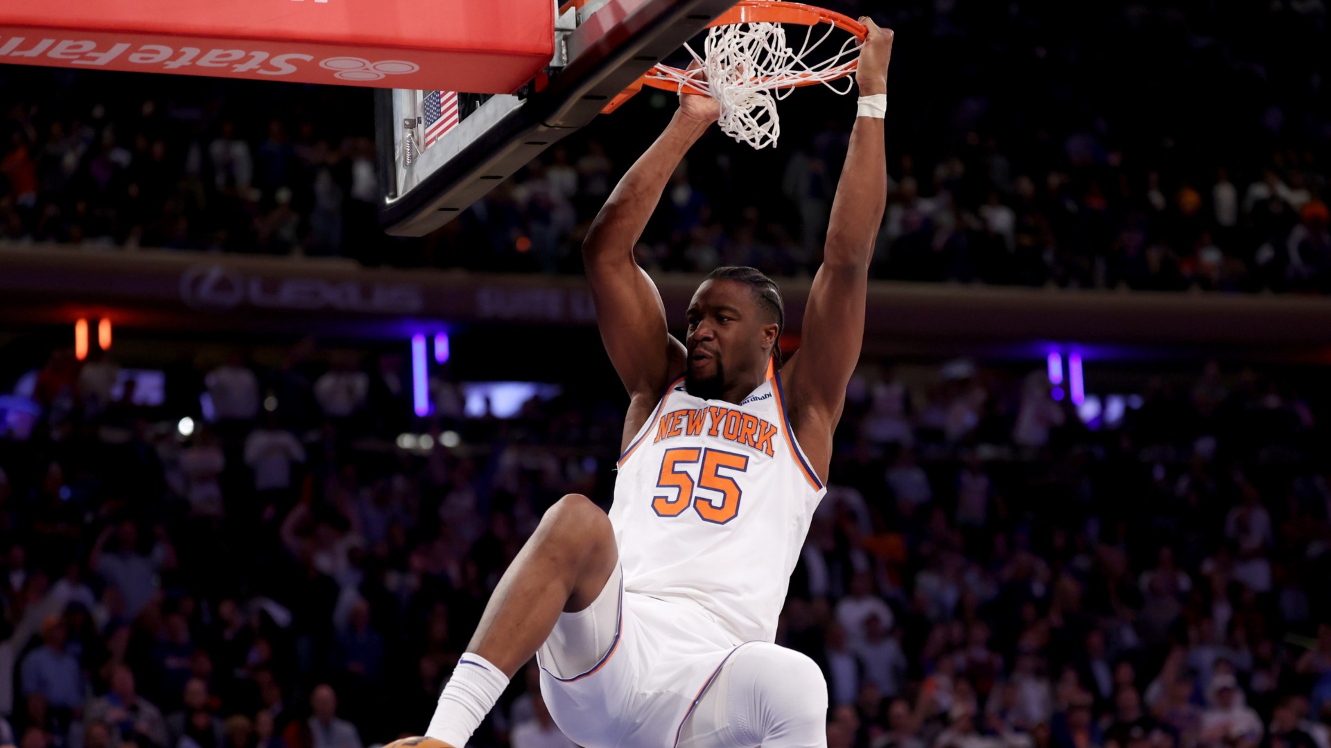 Knicks Face Critical 4th Quarter in Must-Win Game at MSG