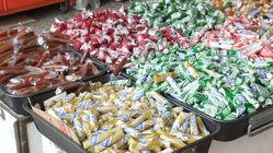 Dodol Garut, Si Manis Legendaris dari Tanah Sunda yang Mendunia!