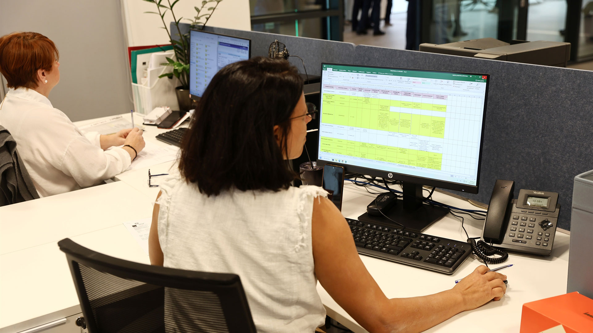 Αναδρομικές αυξήσεις για 40.000 δημοσίους υπαλλήλους