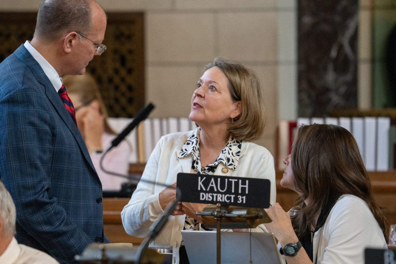 Bill weakening Nebraska paid sick leave passes, but Dems stall effort ...