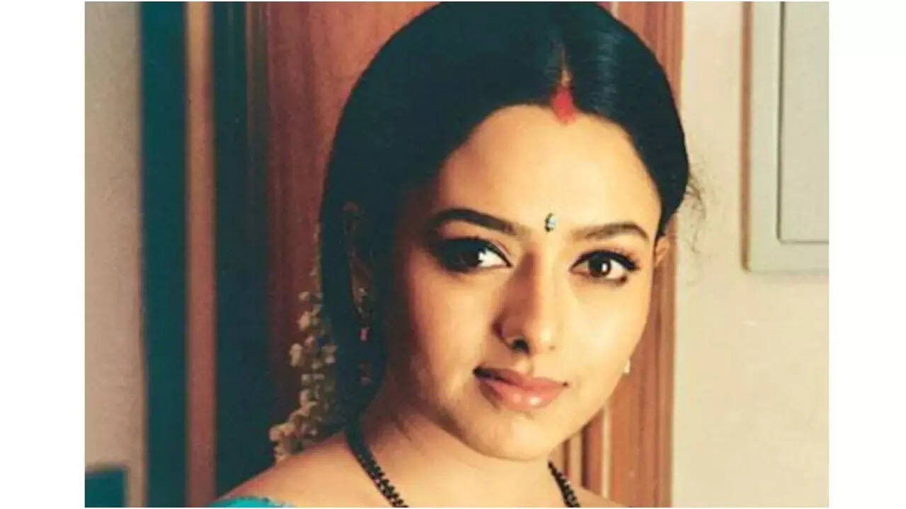 Did You Know Soundarya was 7 months pregnant when she died in a tragic ...