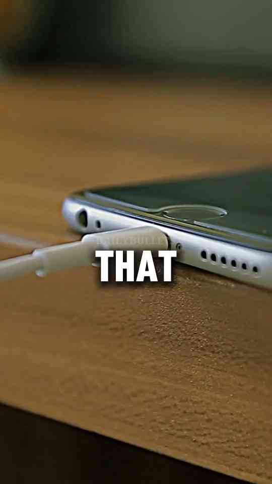 This iPhone Charger Can Hack Any Device In SECONDS 💀