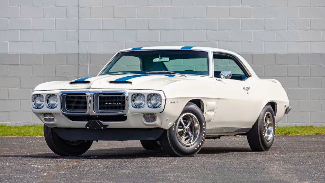 Why the Pontiac Trans Am deserves a factory comeback