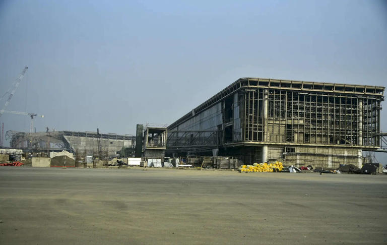 There will be 'explosion of discontent' if Navi Mumbai airport not ...
