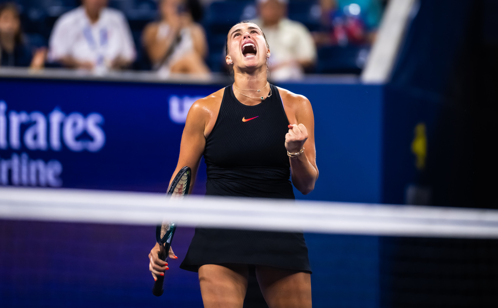 How does tennis scoring actually work?