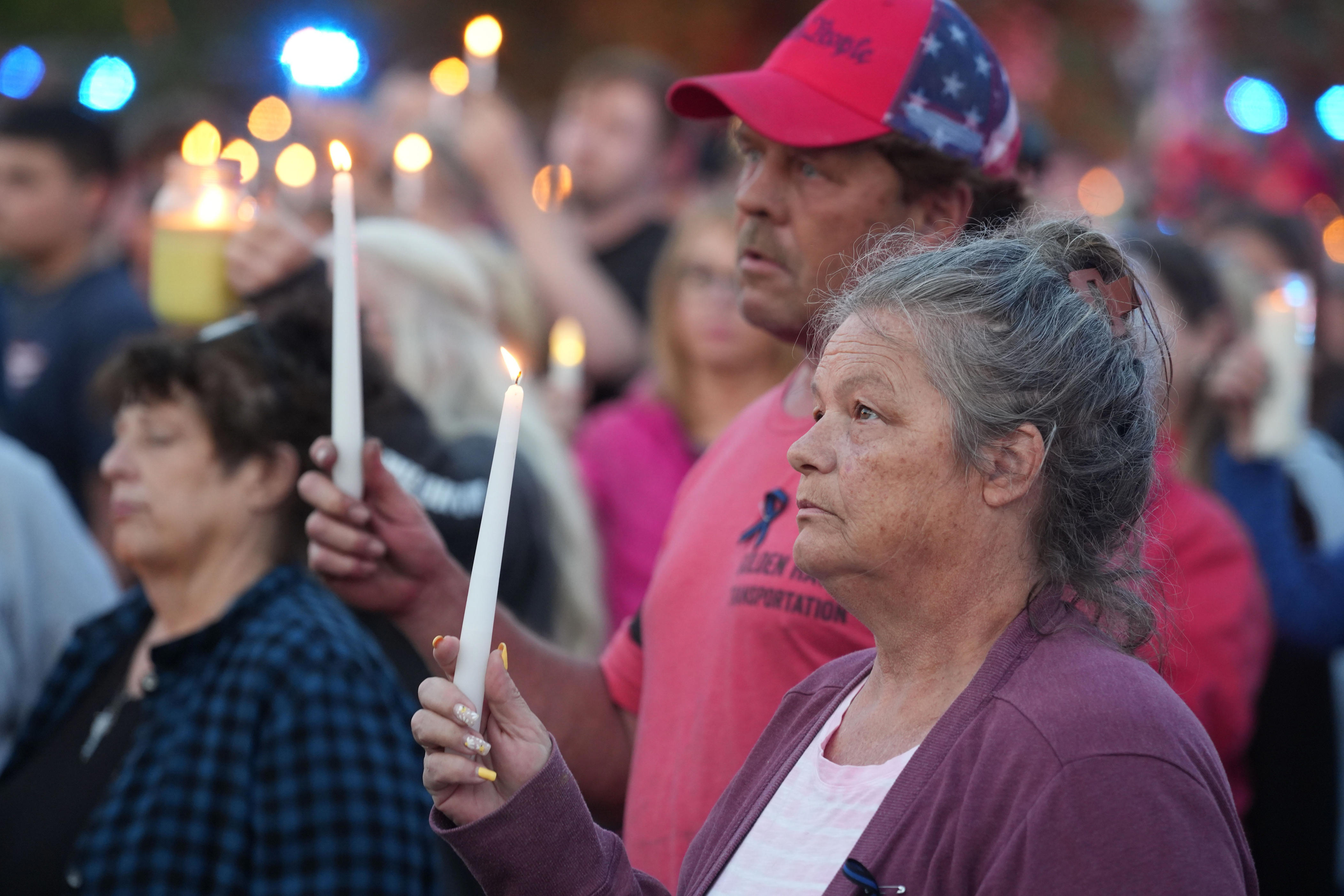 More than 300 attend vigil honoring Morrow County sheriff's deputy ...