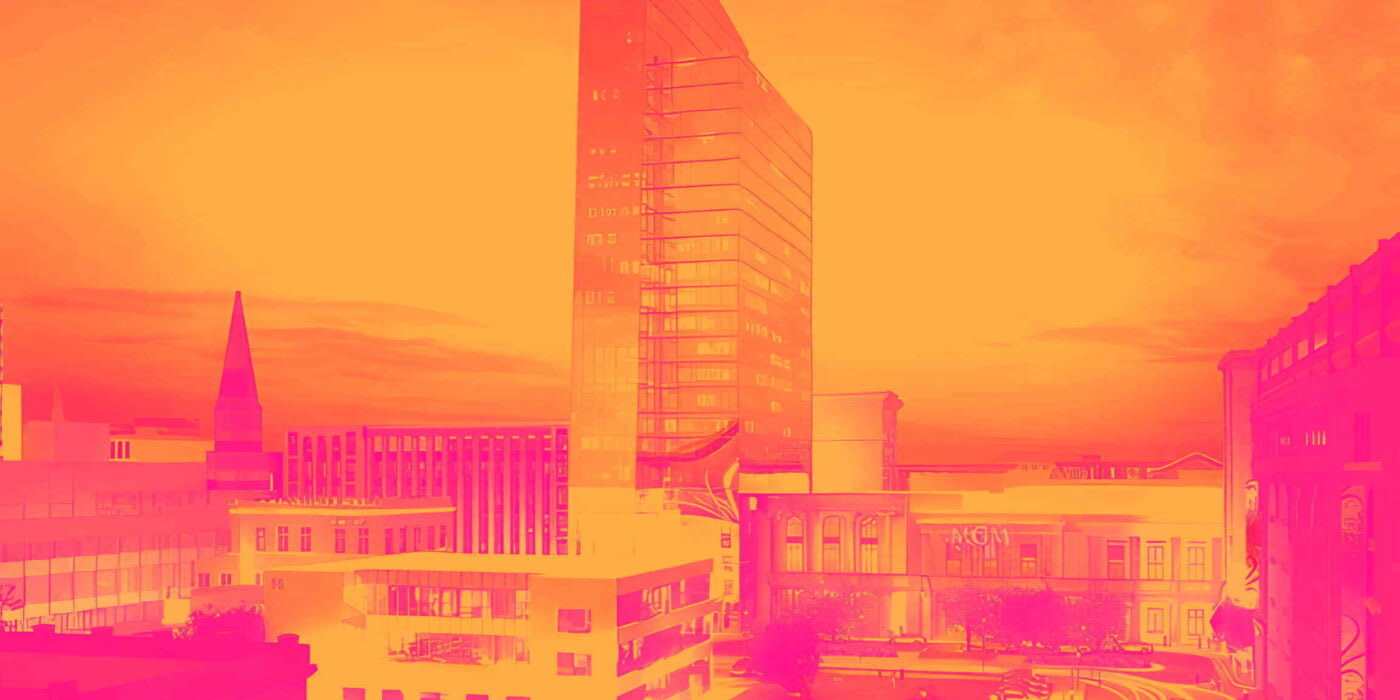 3 Reasons MGM is Risky and 1 Stock to Buy Instead