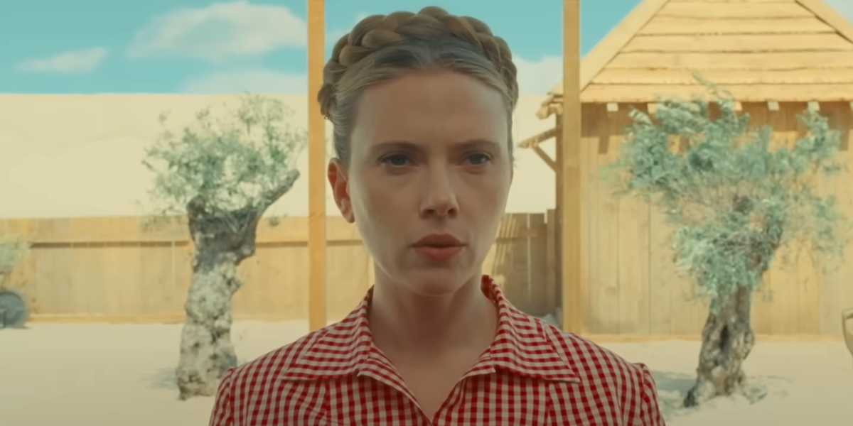 The Hidden Darkness In Wes Anderson's 'The Phoenician Scheme'