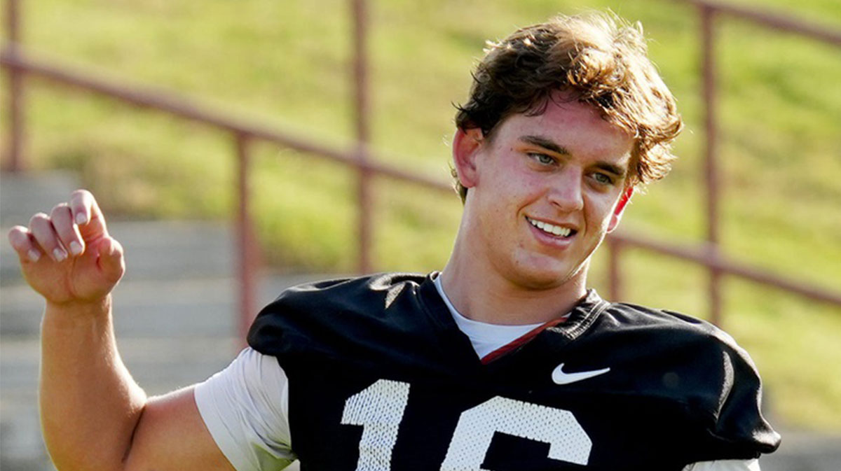 Texas football’s Arch Manning called ‘2nd best QB’, draws Trevor ...