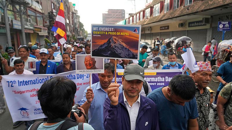 Kathmandu rally marks 72 years since first Everest summit Kathmandu rally marks 72 years since first Everest summit