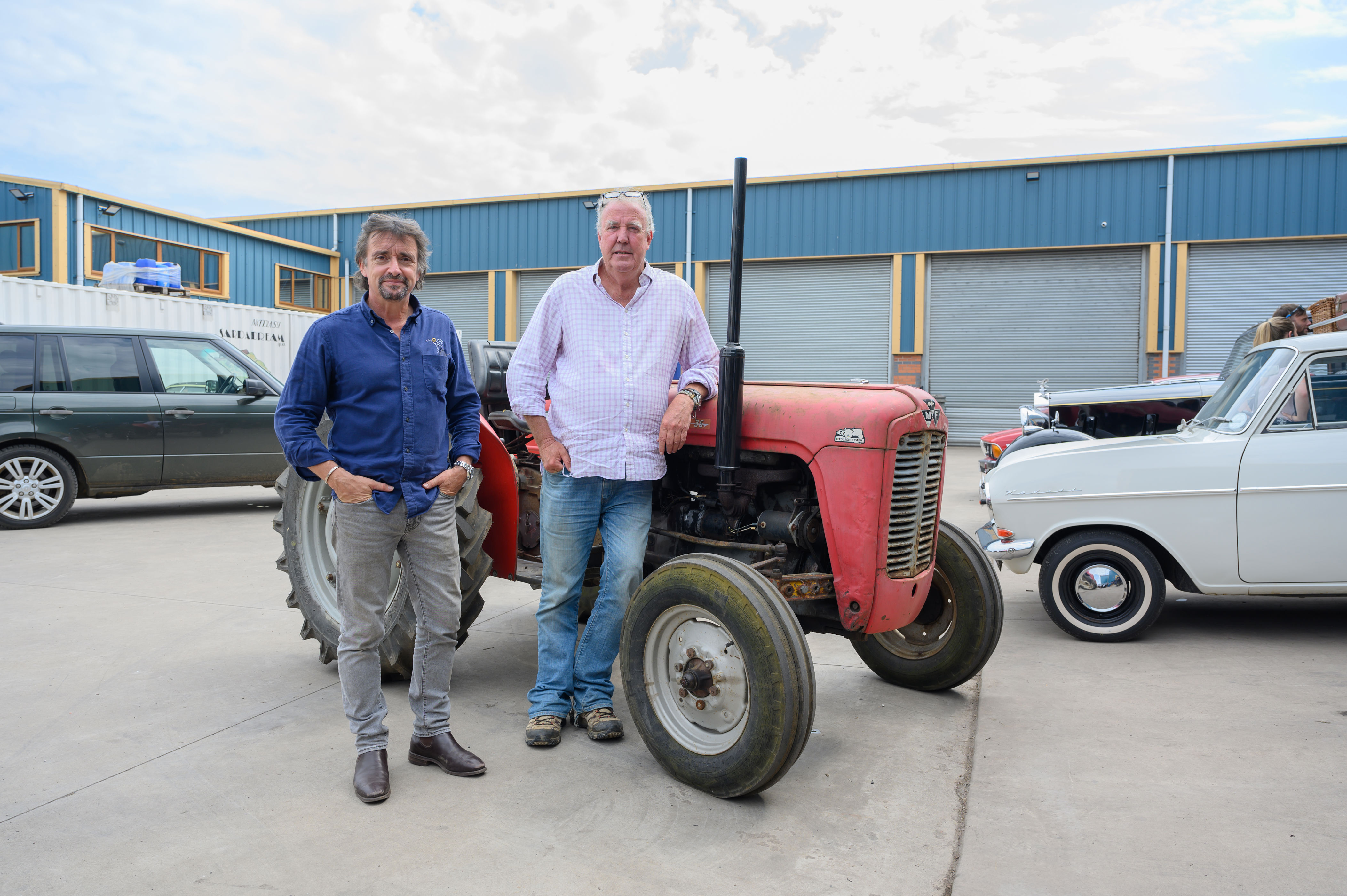 Jeremy Clarkson 'forced to agree' to pay Richard Hammond £20k for ...