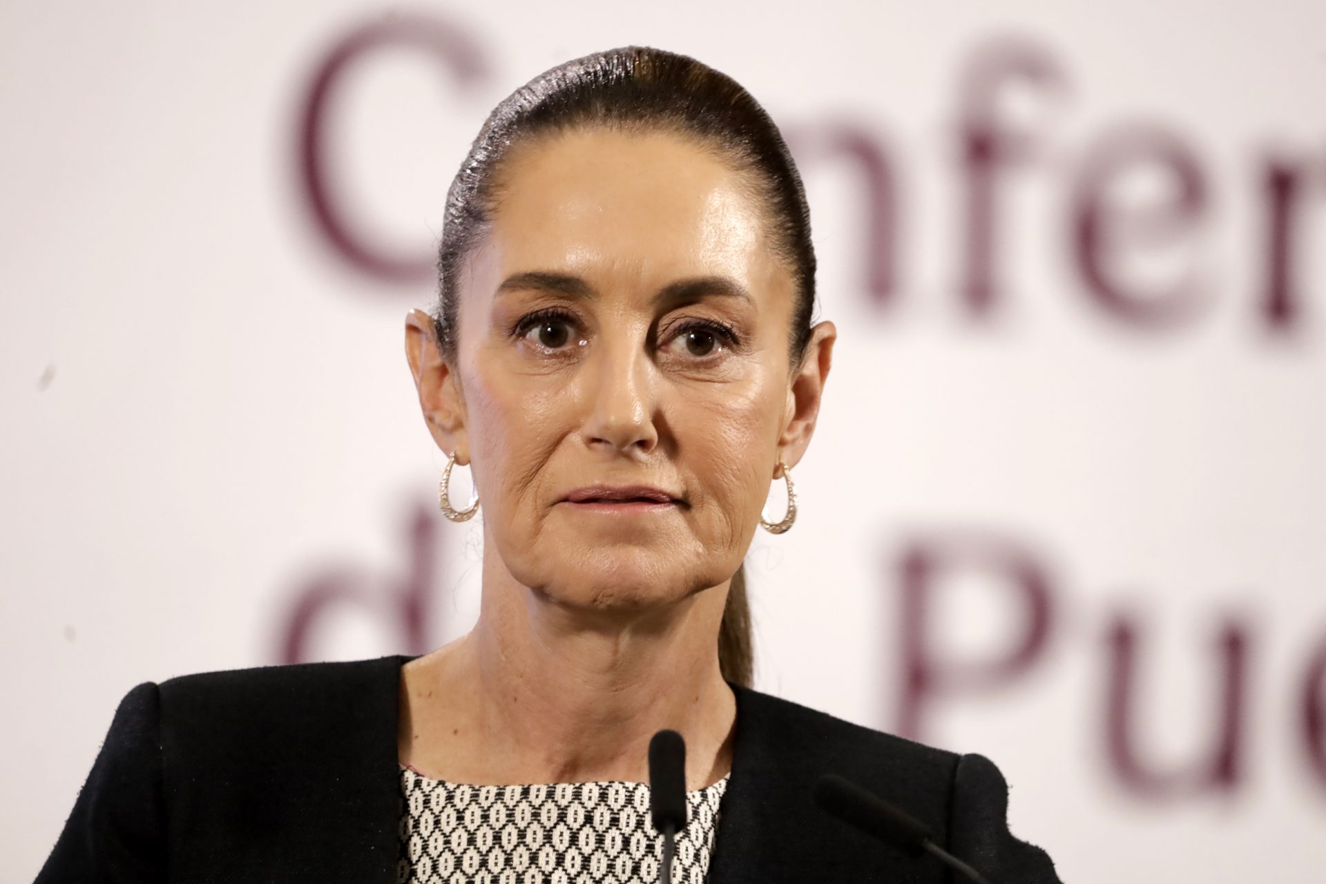 The day Mexican President Claudia Sheinbaum stood up to Kristi Noem