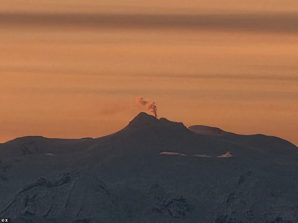 Report: Alaska's Mount Spurr shows signs of imminent eruption