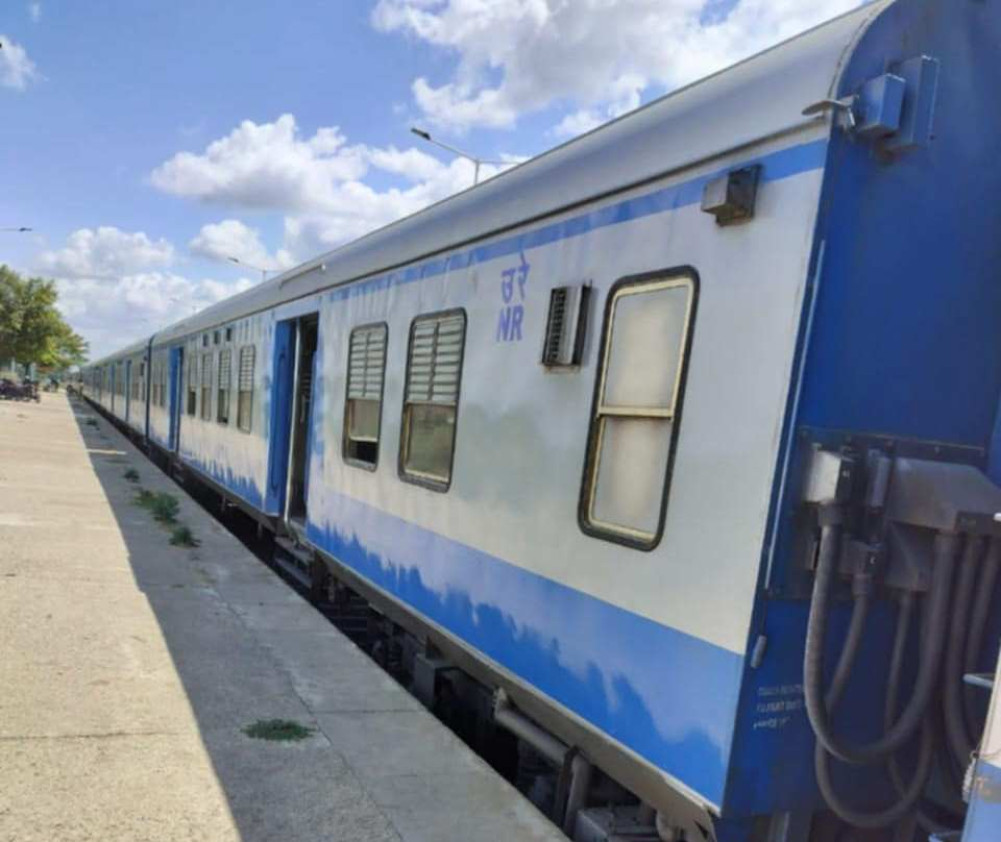 Nepal sends trains to India for maintenance