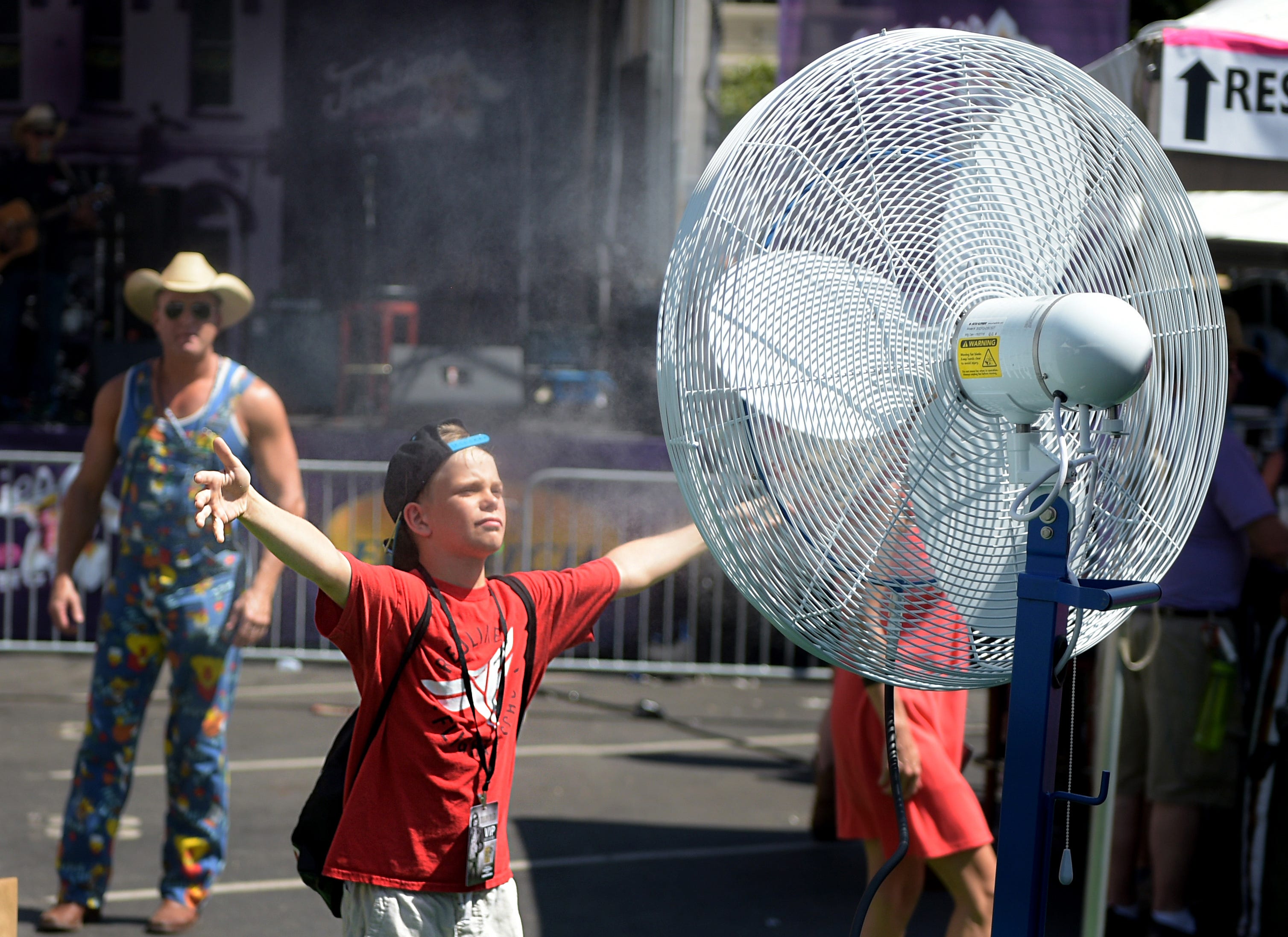 Tennessee cooling costs expected to rise this summer as heat builds