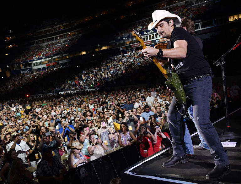 Brad Paisley, Squeeze, Avett Brothers book St. Augustine concerts