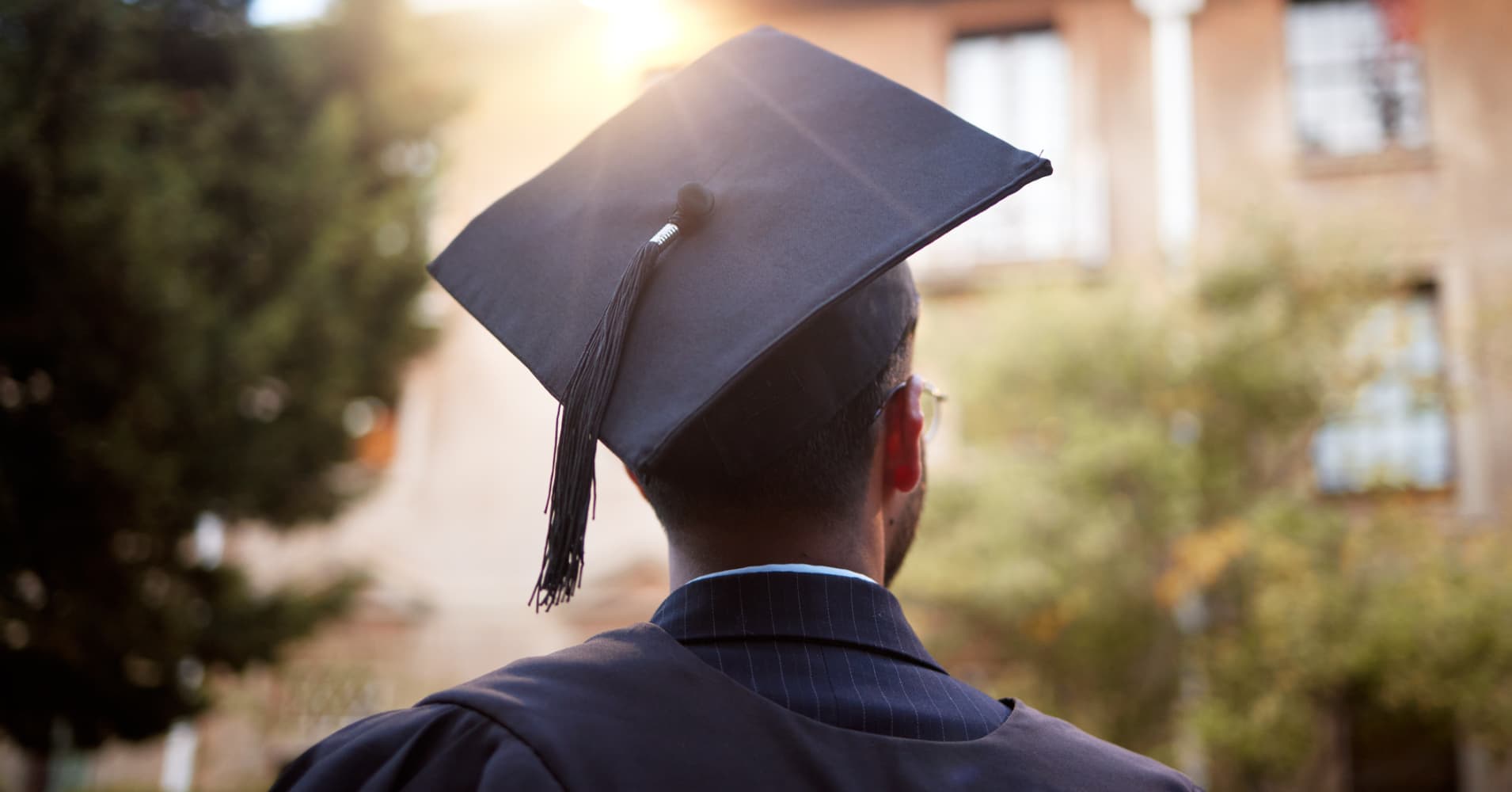 Having a master's degree doesn't make you a better worker, say hiring ...