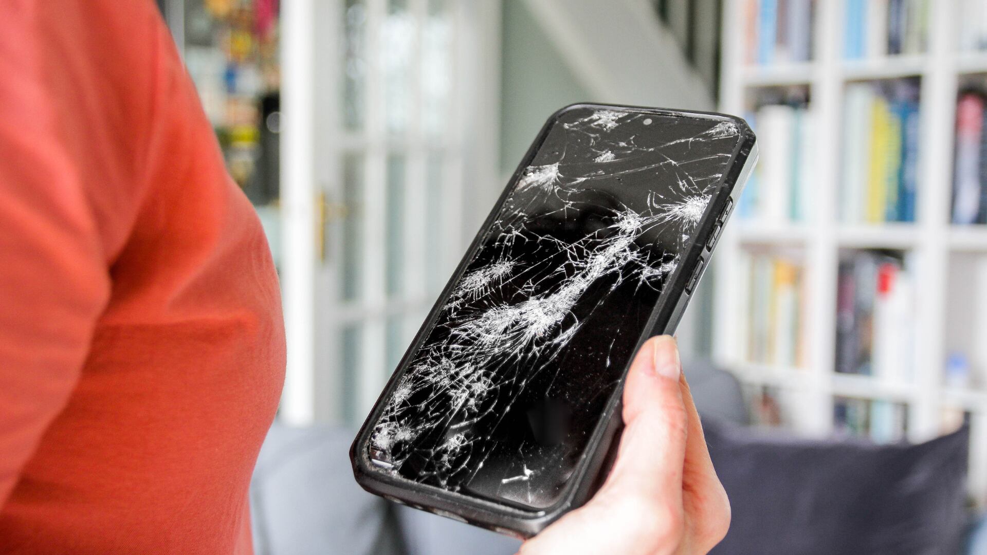 Dos sencillas formas de eliminar manchas y rayones de pantalla de su ...