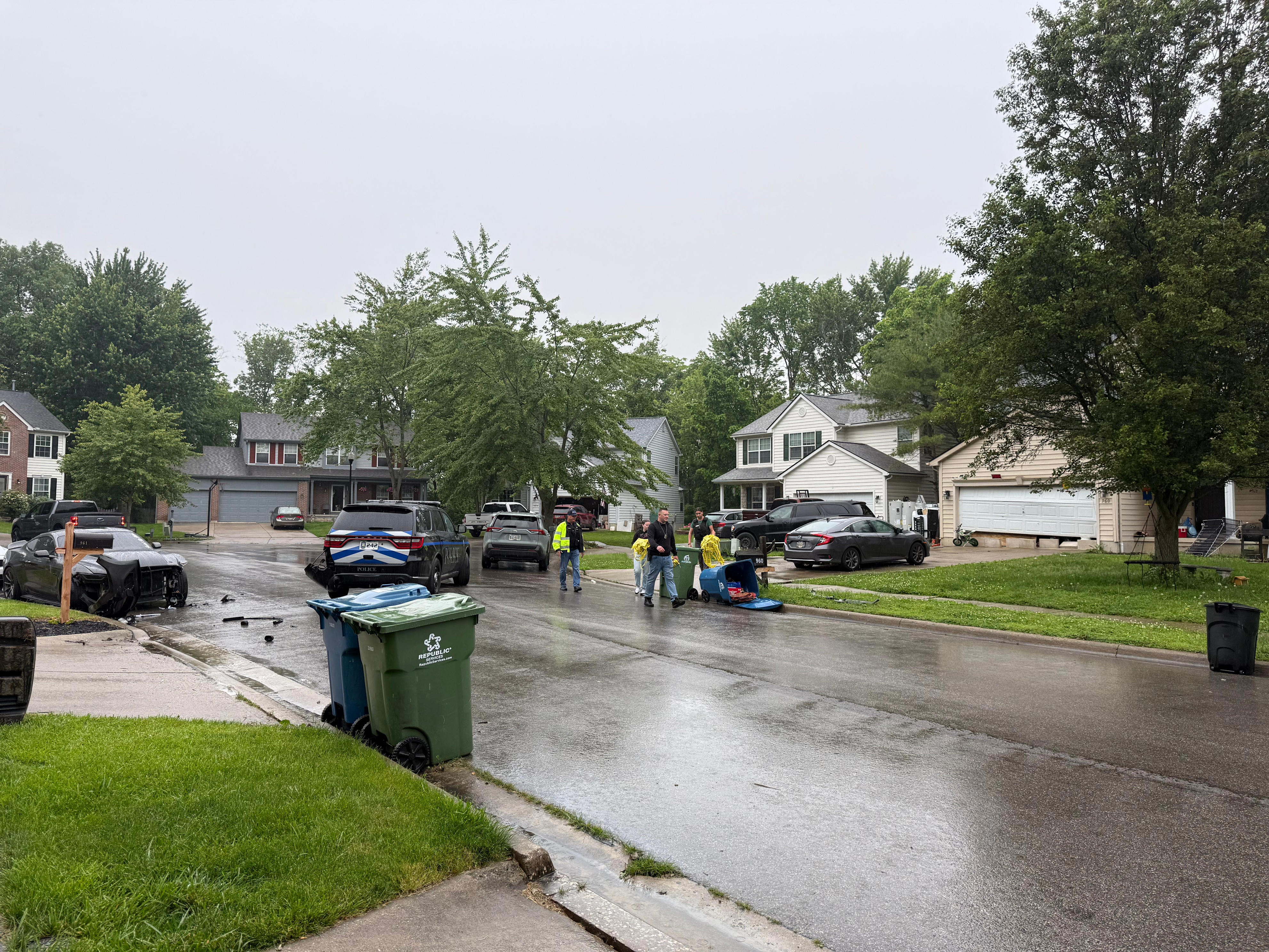 Sheriff's deputy shoots man after pursuit from Marysville domestic ...
