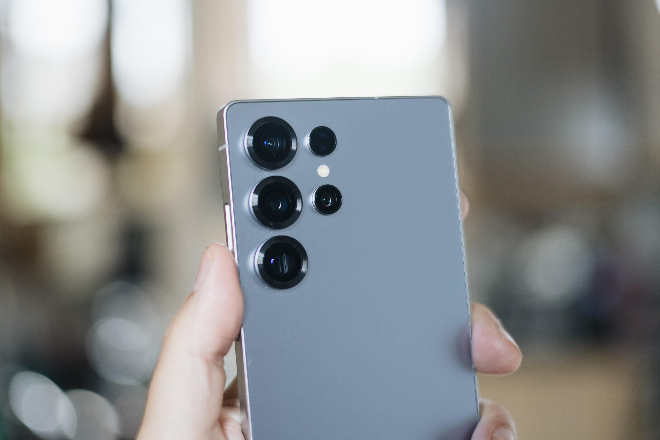 I Love This Hidden Camera Trick on the Galaxy S25 Ultra