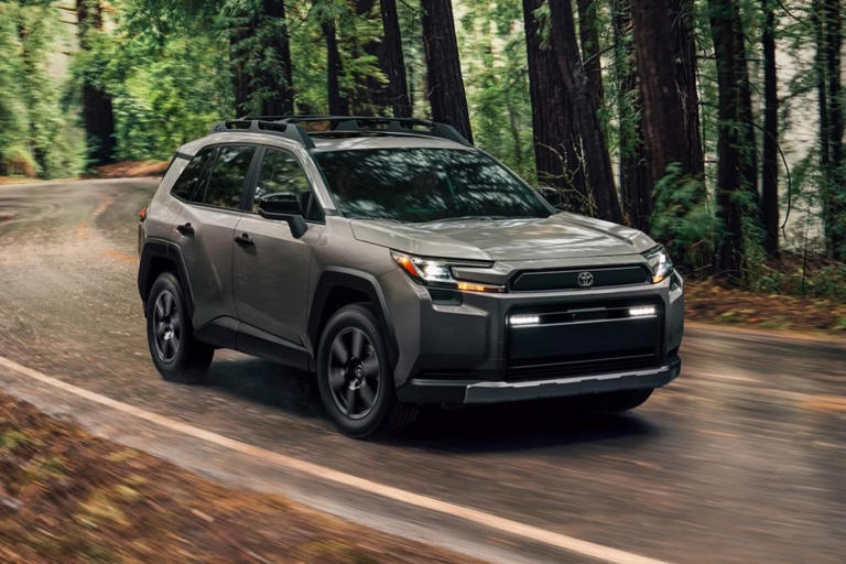 2026 Subaru Outback vs. 2026 Toyota RAV4: 3 Major Differences