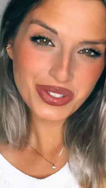 Interpretazione Divertente di Sessoesamba - Alessia Spidalieri