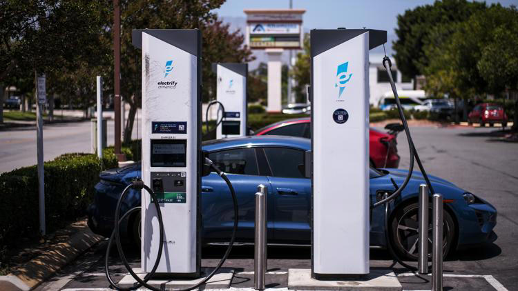 Florida officials urge EV owners to heed saltwater fire risk ...