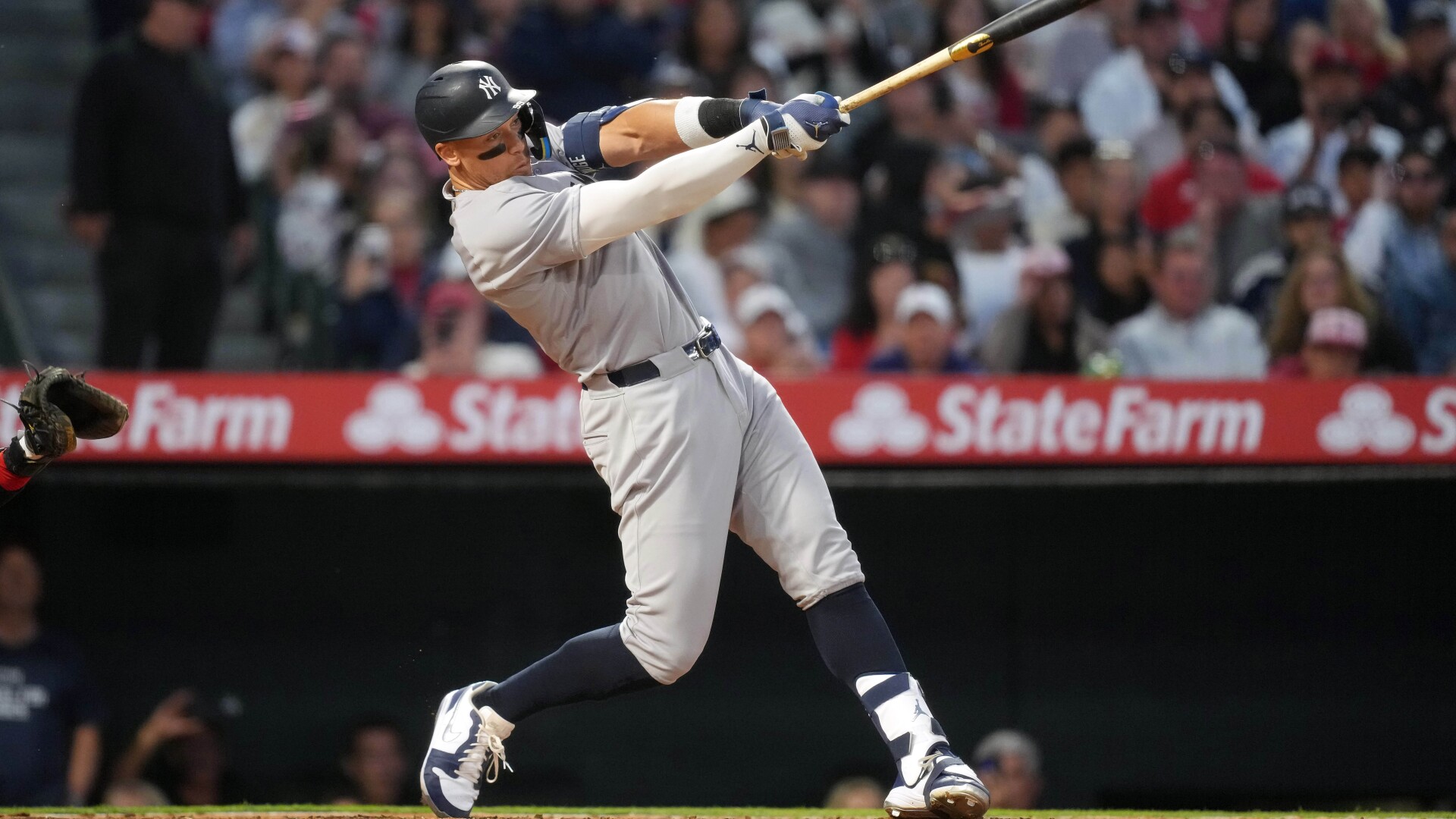 Yankees at Dodgers Prediction: Odds, expert picks, starting pitchers ...